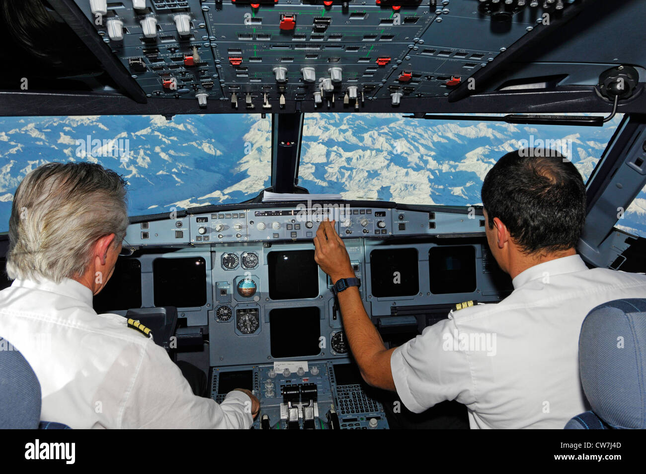 Cockpit von flugzeugen -Fotos und -Bildmaterial in hoher Auflösung – Alamy