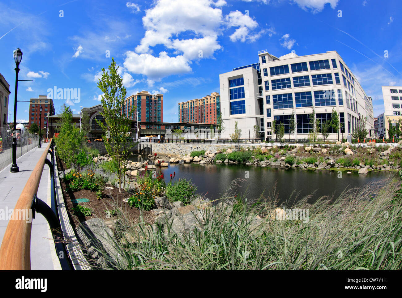 Larkin plaza -Fotos und -Bildmaterial in hoher Auflösung – Alamy