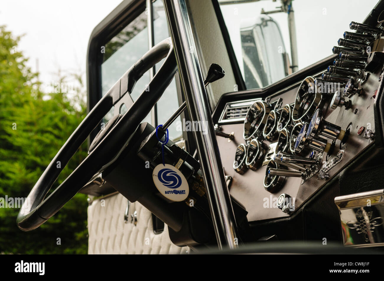 Interior cabin american truck lorry -Fotos und -Bildmaterial in hoher ...
