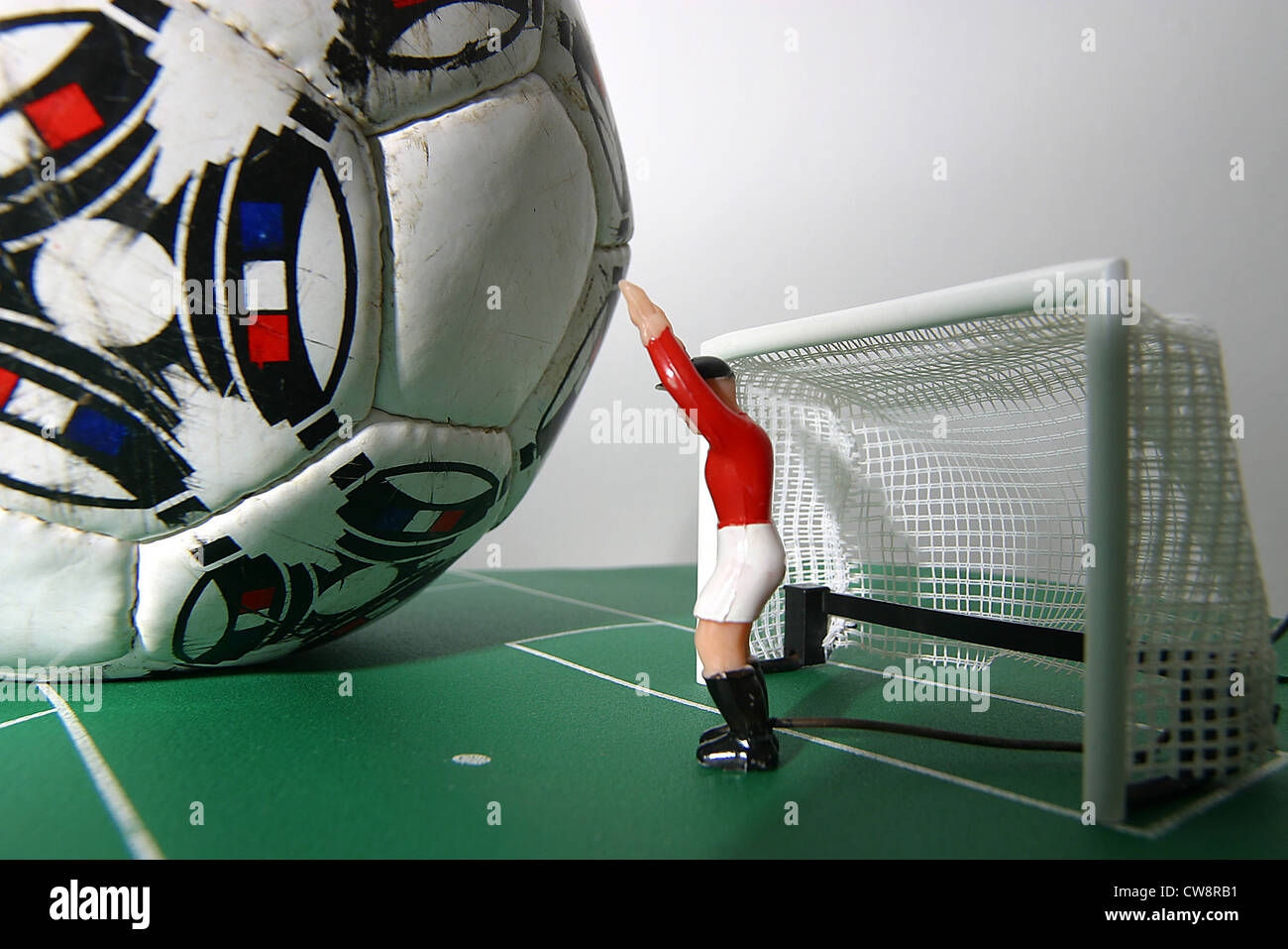 Tip kick figure -Fotos und -Bildmaterial in hoher Auflösung – Alamy