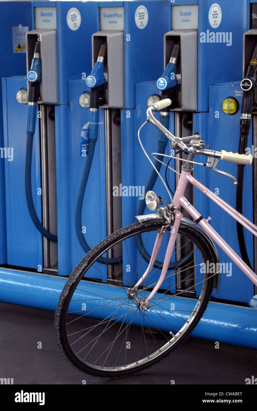 Fahrrad An Tankstelle Aufpumpen
