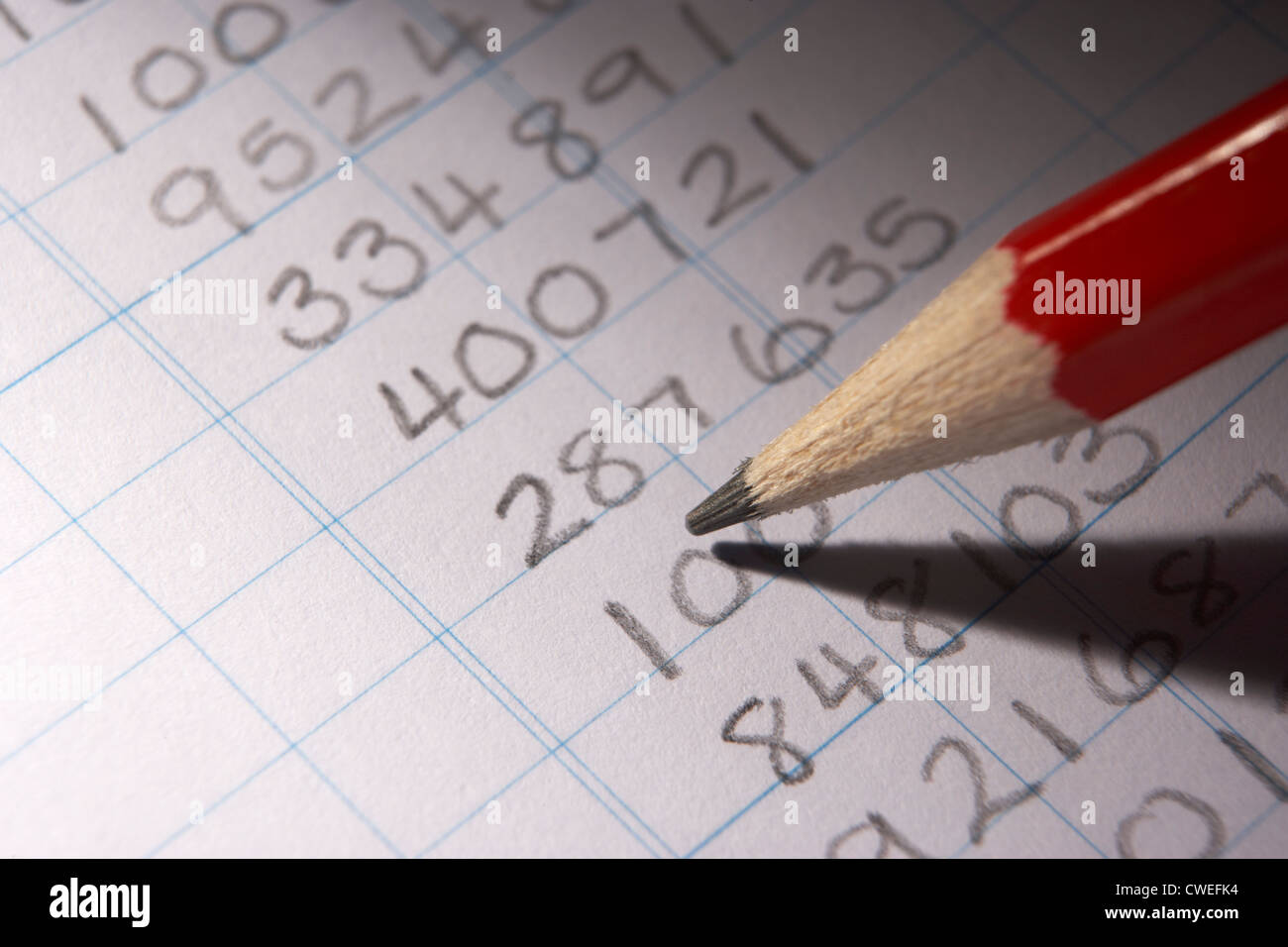 Abnehmende zahlen -Fotos und -Bildmaterial in hoher Auflösung – Alamy