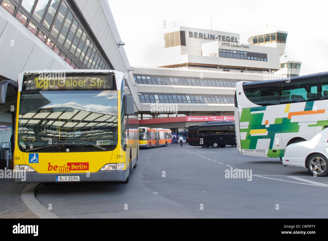 Bvg bus -Fotos und -Bildmaterial in hoher Auflösung – Alamy