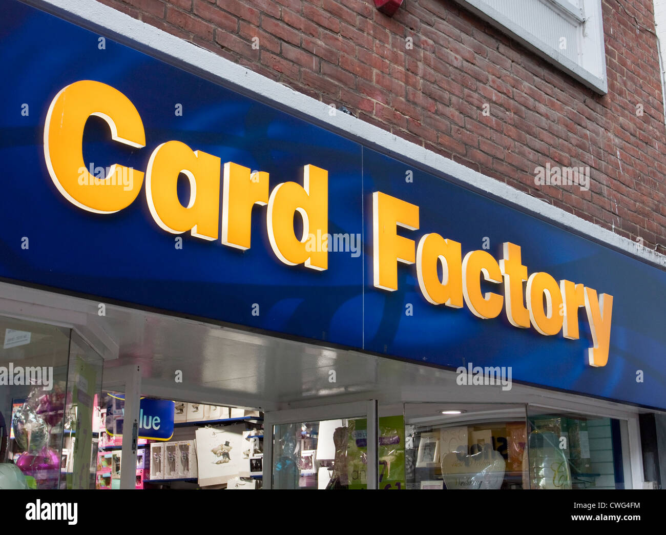 Card factory -Fotos und -Bildmaterial in hoher Auflösung – Alamy