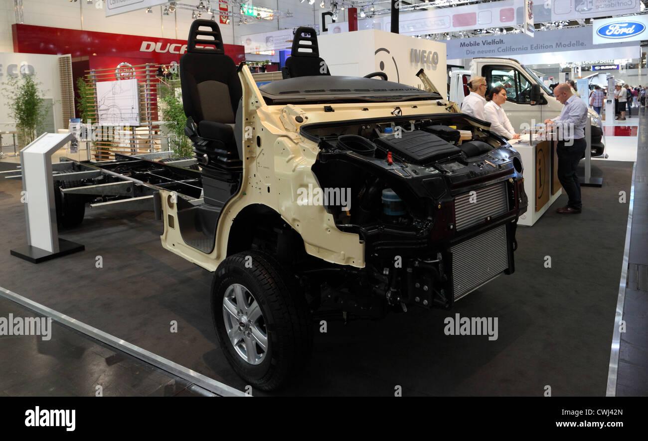 IVECO LKW-Chassis für Wohnmobile auf der Caravan Salon Messe 2012 am 27 ...
