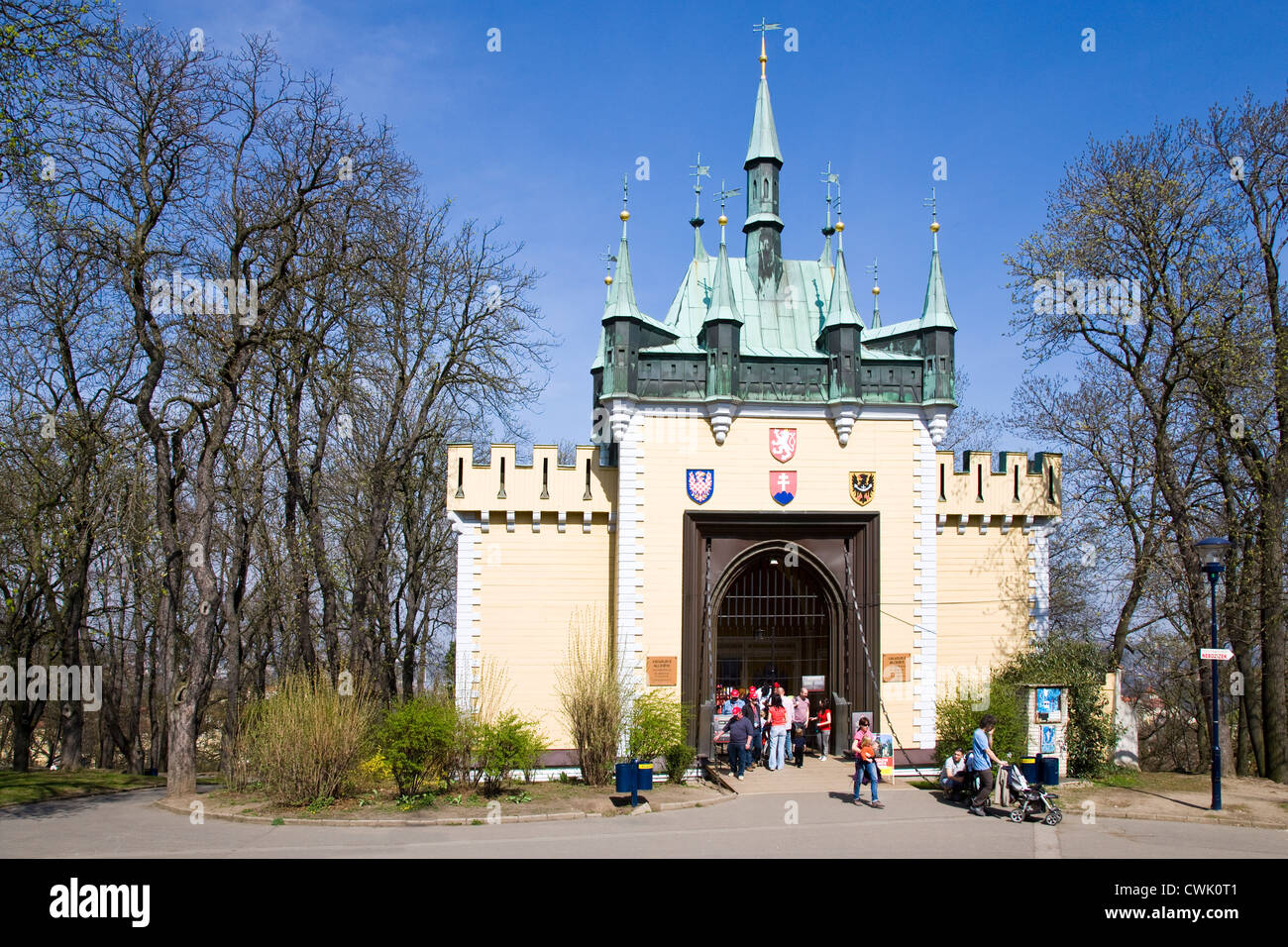 Zrcadlove Bludiste, Petrin, Praha, Ceska republika Stockfotografie - Alamy