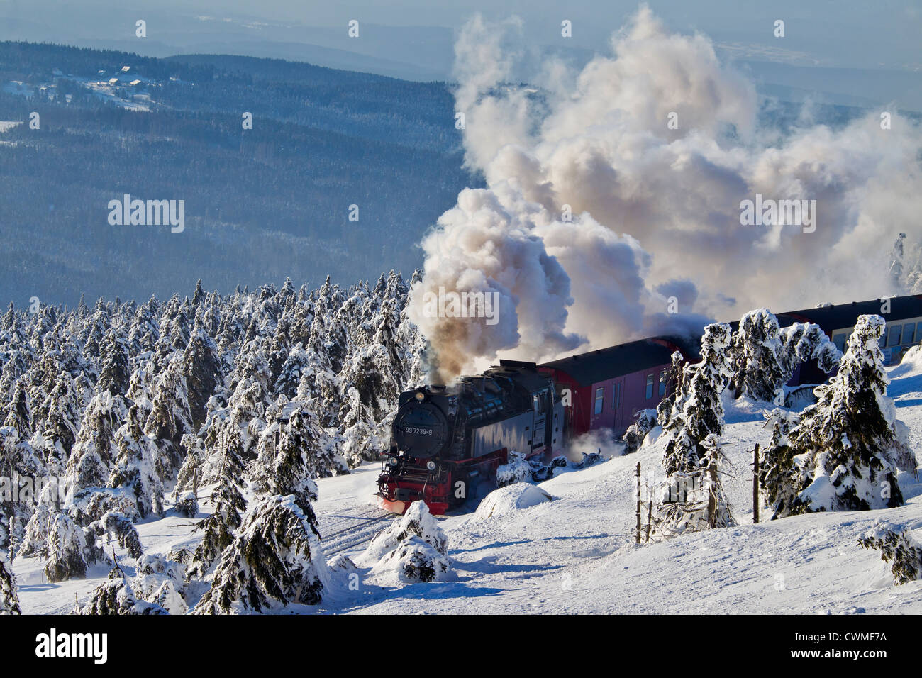 Dampflok im winter -Fotos und -Bildmaterial in hoher Auflösung – Alamy