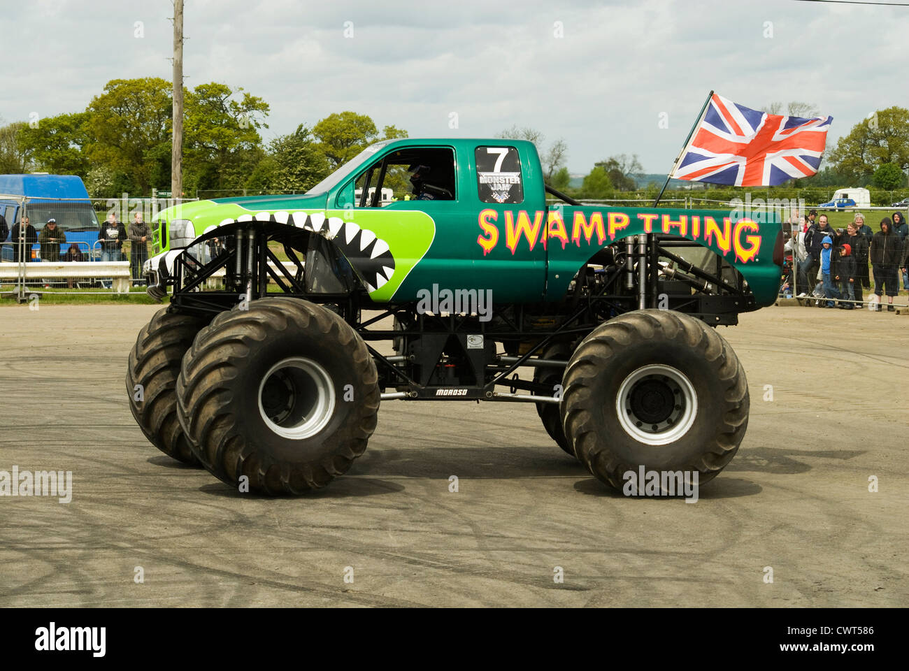 Swamp monster -Fotos und -Bildmaterial in hoher Auflösung – Alamy