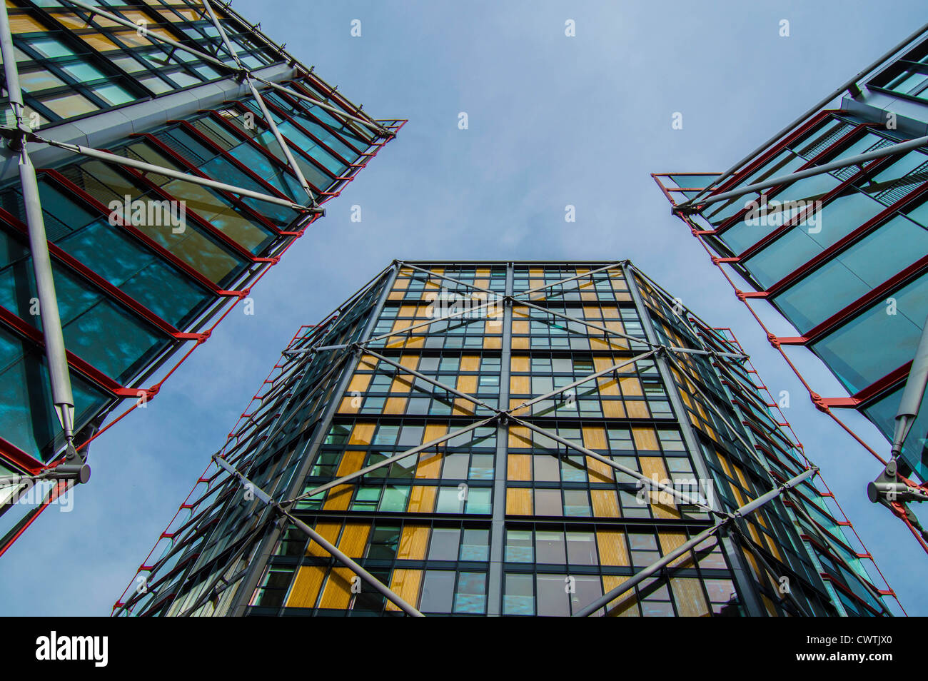 Neo Bankside Luxuswohnungen neben Tate Modern, Southwark, London SE1 ...