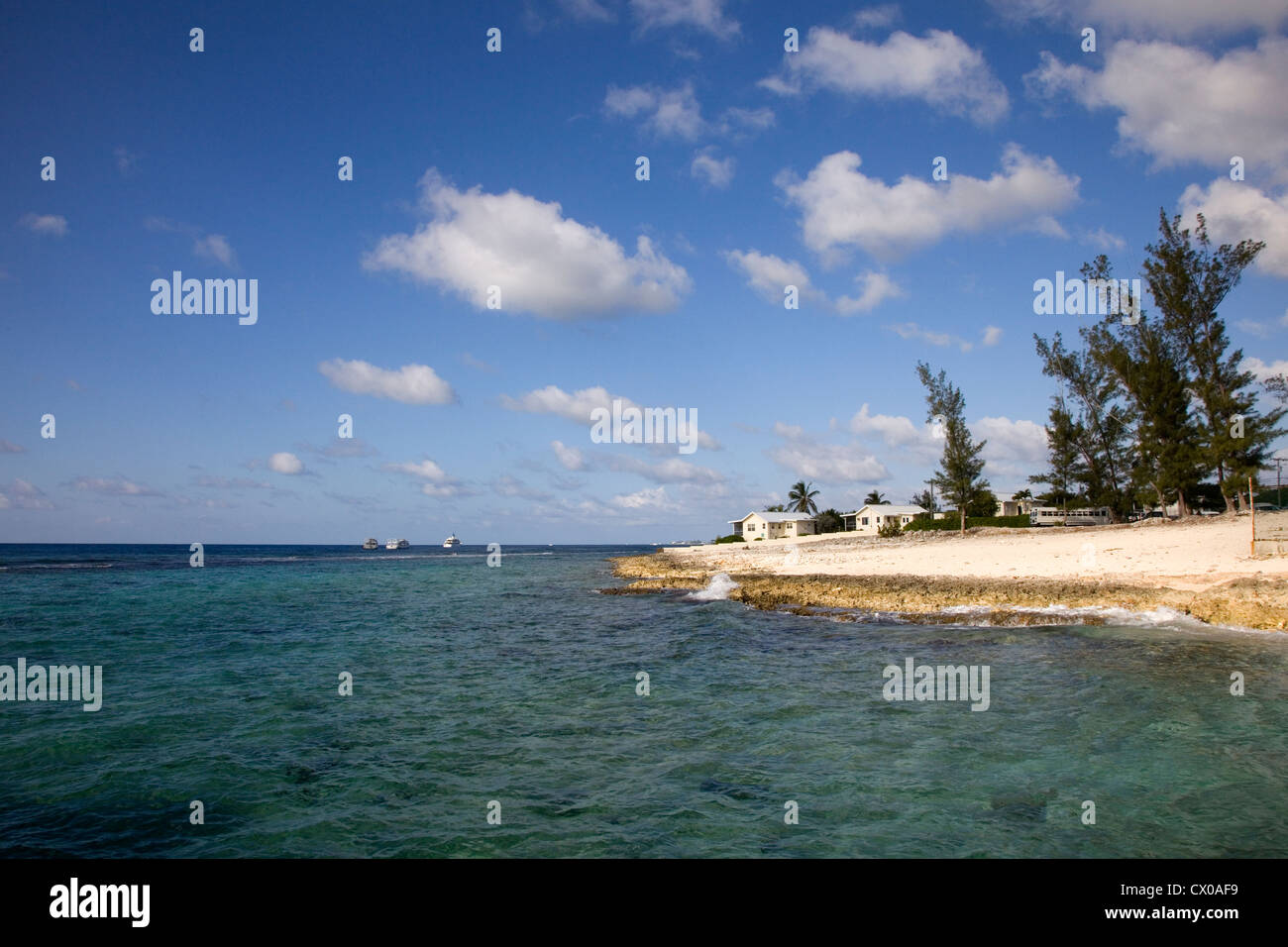 Karibik sandstrand meer horizont -Fotos und -Bildmaterial in hoher ...