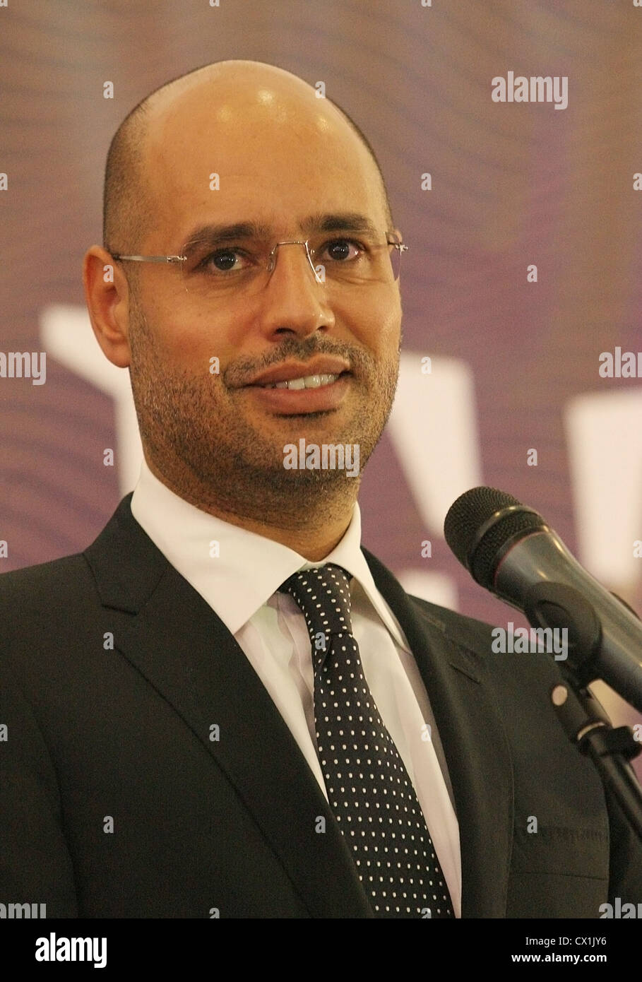 Muammar Al Gaddafi Art Stockfotos und -bilder Kaufen - Alamy