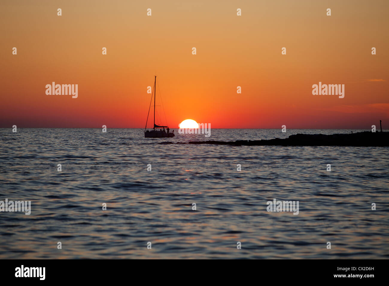 Europa, Kroatien, Porec - Sonnenuntergang, Segelschiff Segelboot bei ...