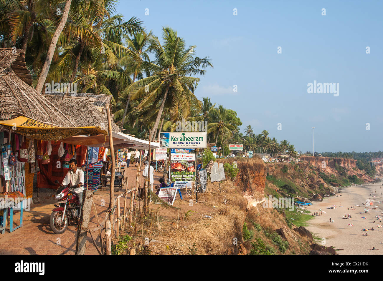 Varkala Klippe, Beach Resorts, Shops, Indien Kerala Stockfotografie - Alamy
