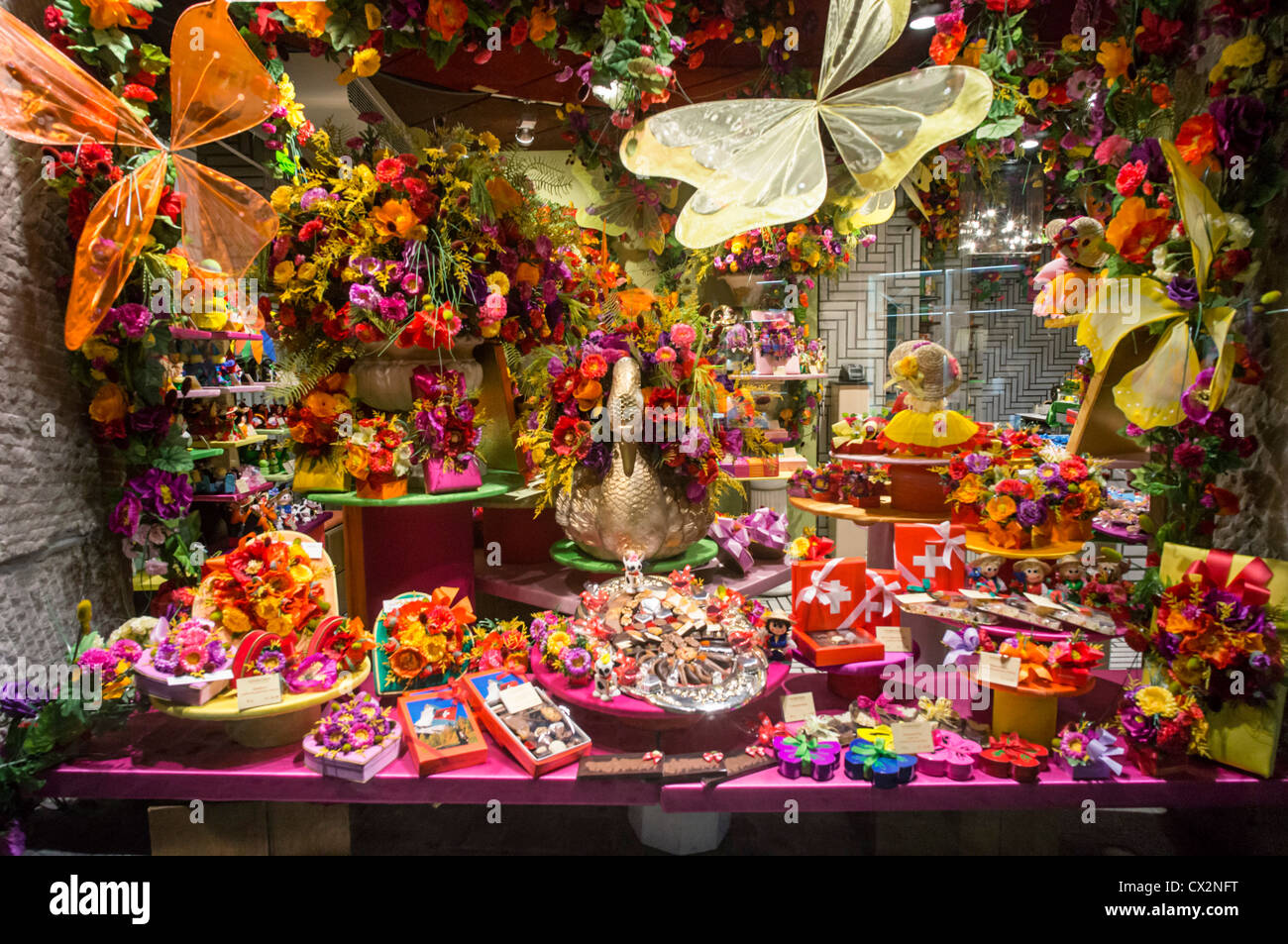Teuscher chocolates of switzerland -Fotos und -Bildmaterial in hoher ...