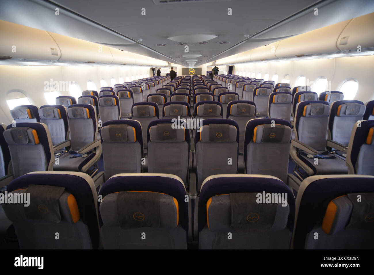 Lufthansa Airbus A380 Worlds Largest Stockfotos und -bilder Kaufen - Alamy