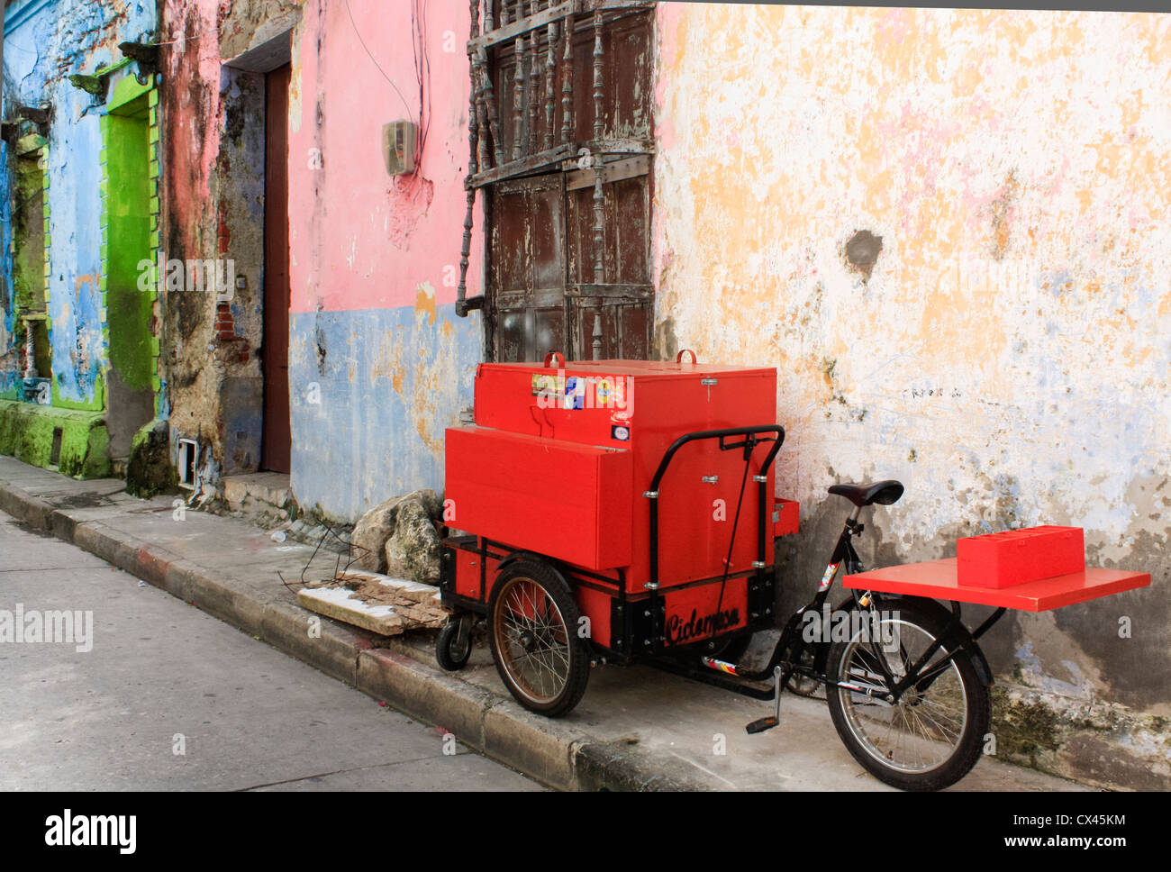 Vending cart -Fotos und -Bildmaterial in hoher Auflösung – Alamy