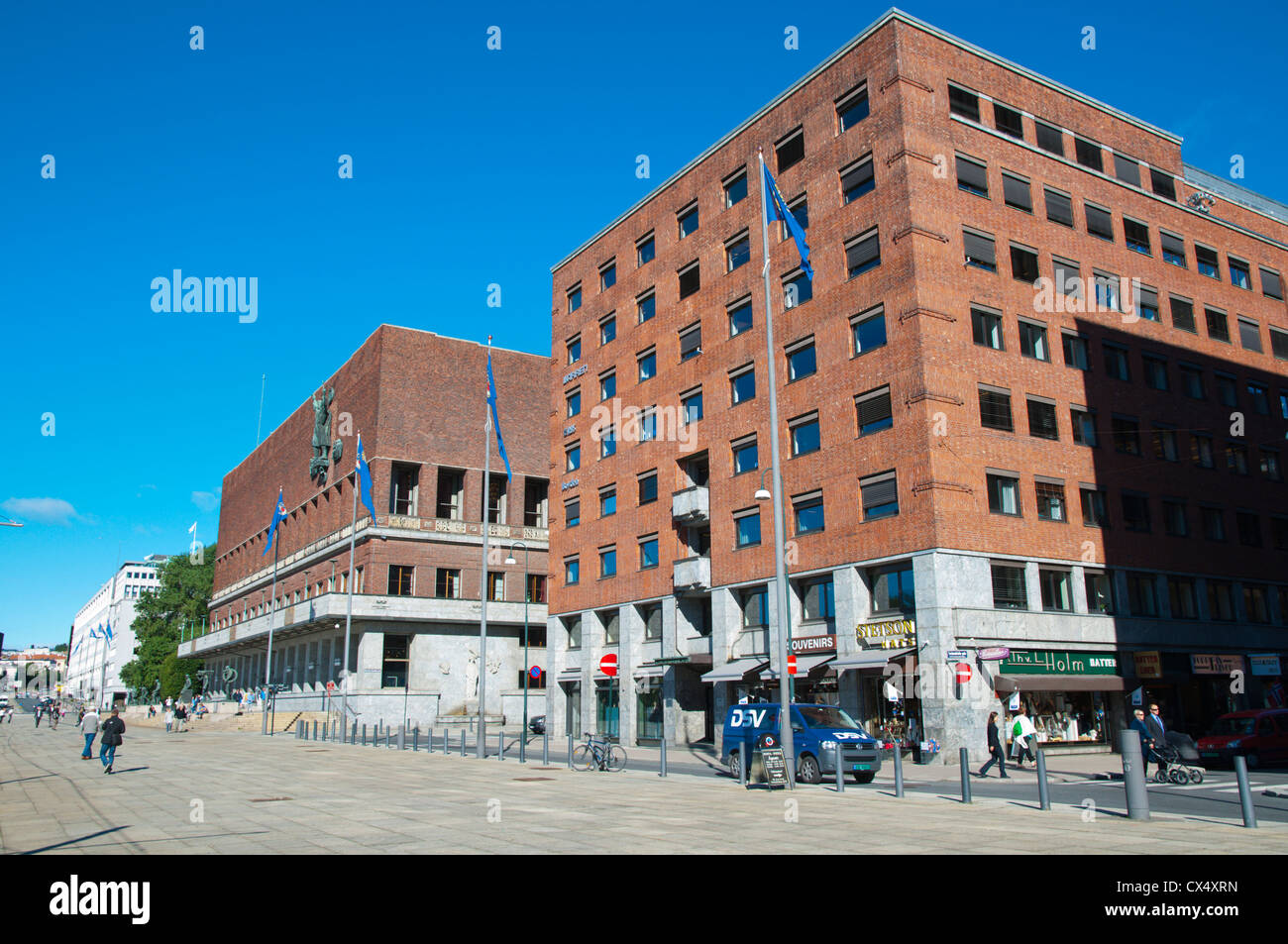 Oslo rathaus norwegisch -Fotos und -Bildmaterial in hoher Auflösung – Alamy