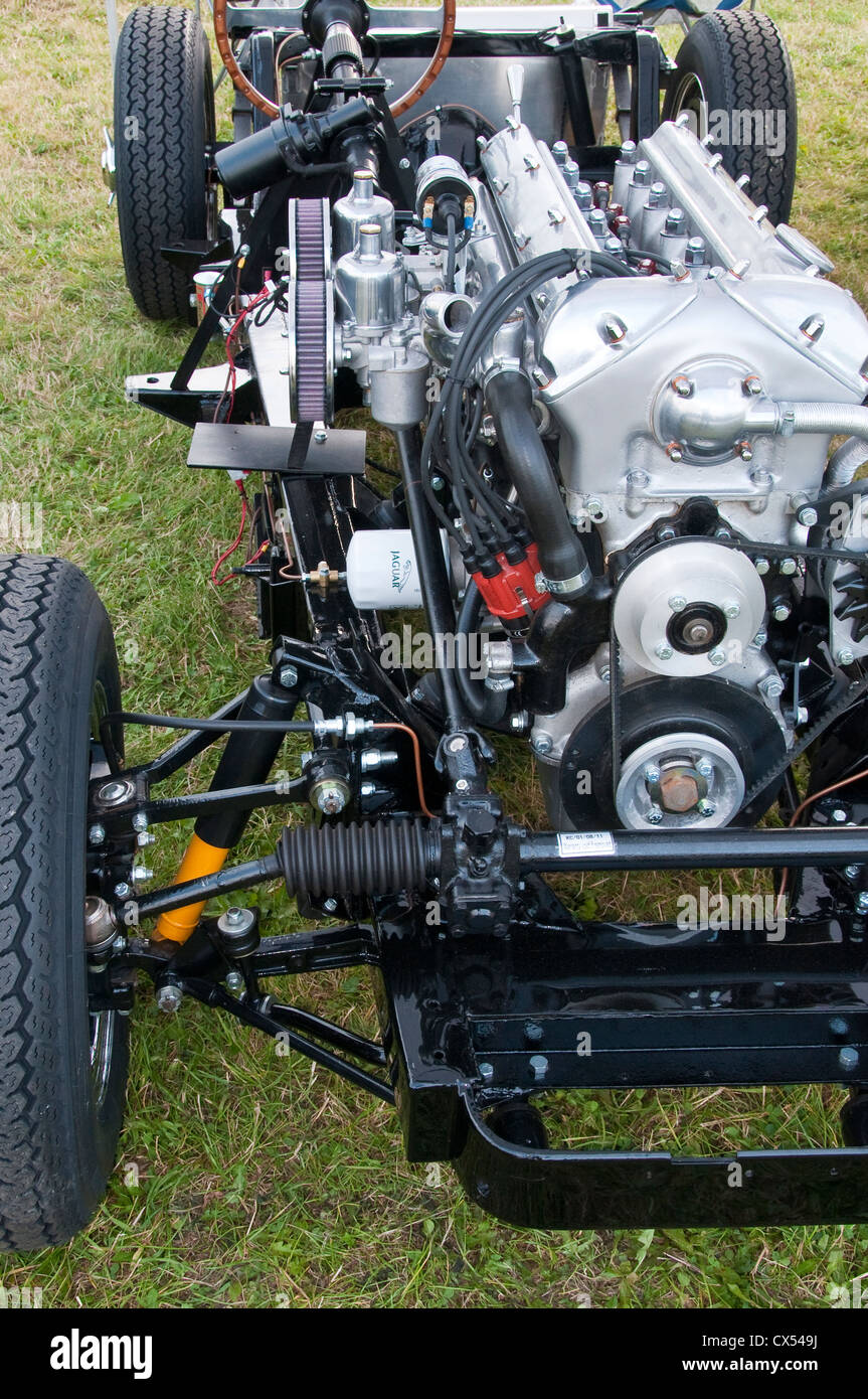 Ausgesetztes chassis -Fotos und -Bildmaterial in hoher Auflösung – Alamy