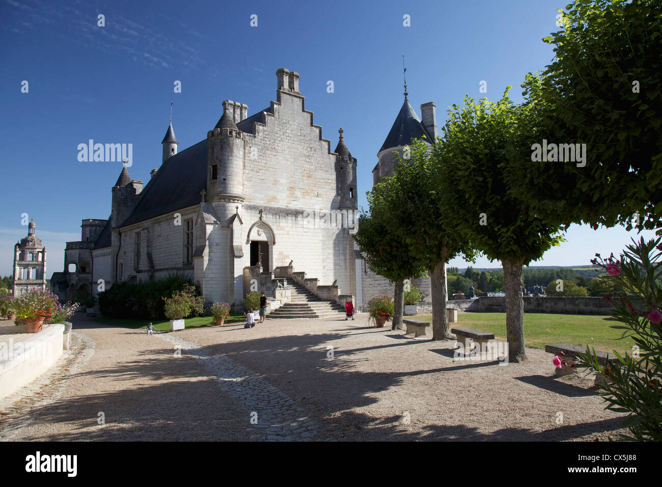 Das Royal Lodge und die Gärten in der mittelalterlichen Stadt wenn Loches in Indre et Loire ...