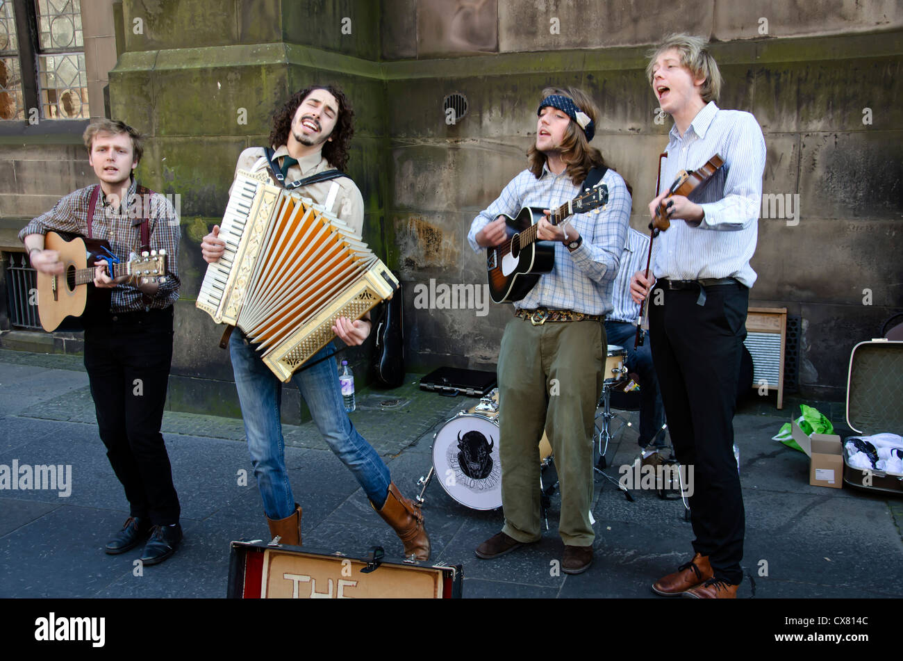 Buffalo skinner -Fotos und -Bildmaterial in hoher Auflösung – Alamy