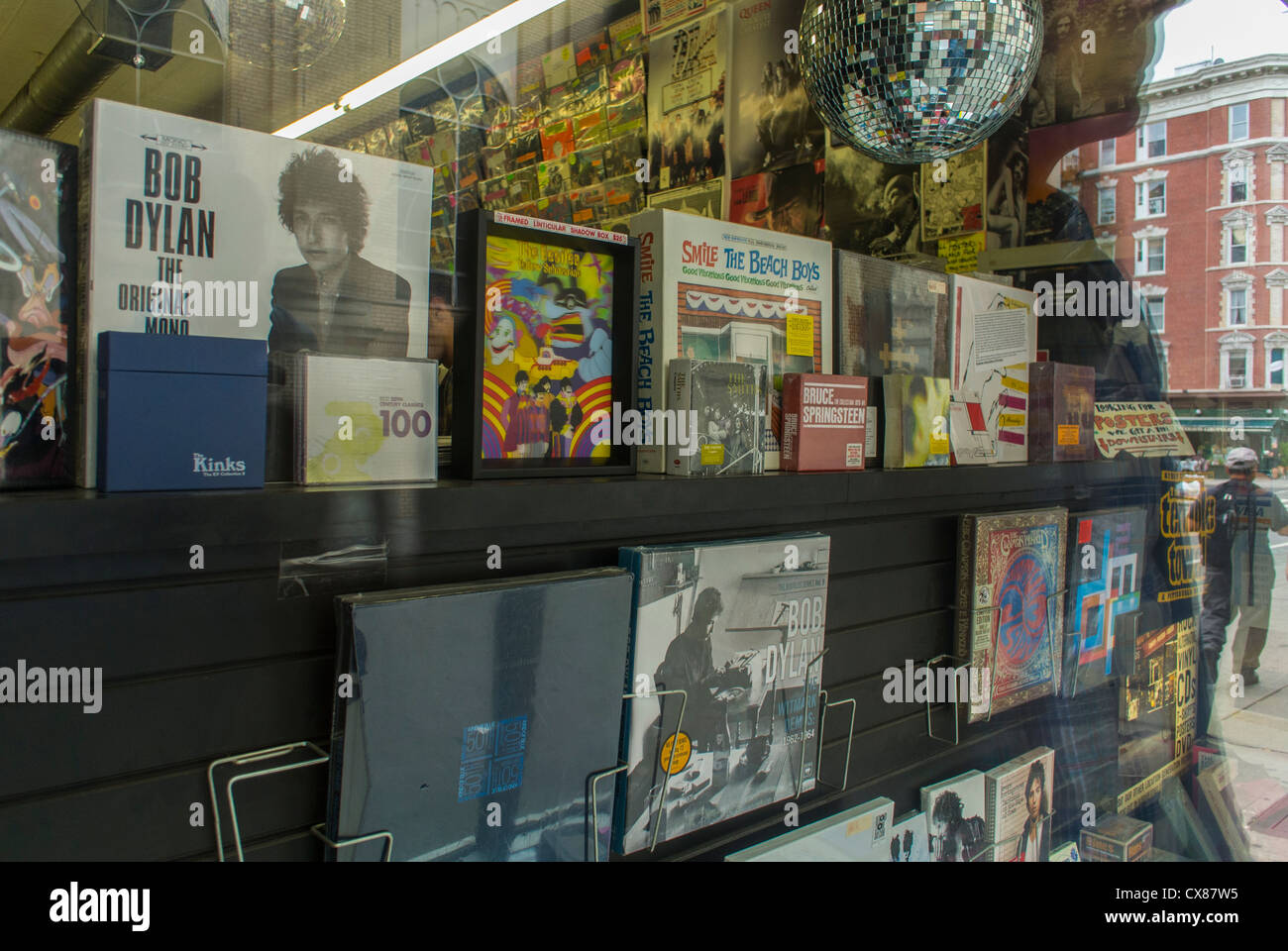 Rocknroll musik -Fotos und -Bildmaterial in hoher Auflösung – Alamy