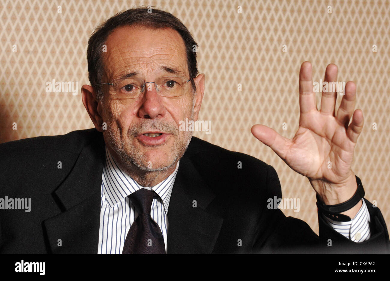 Javier solana -Fotos und -Bildmaterial in hoher Auflösung – Alamy