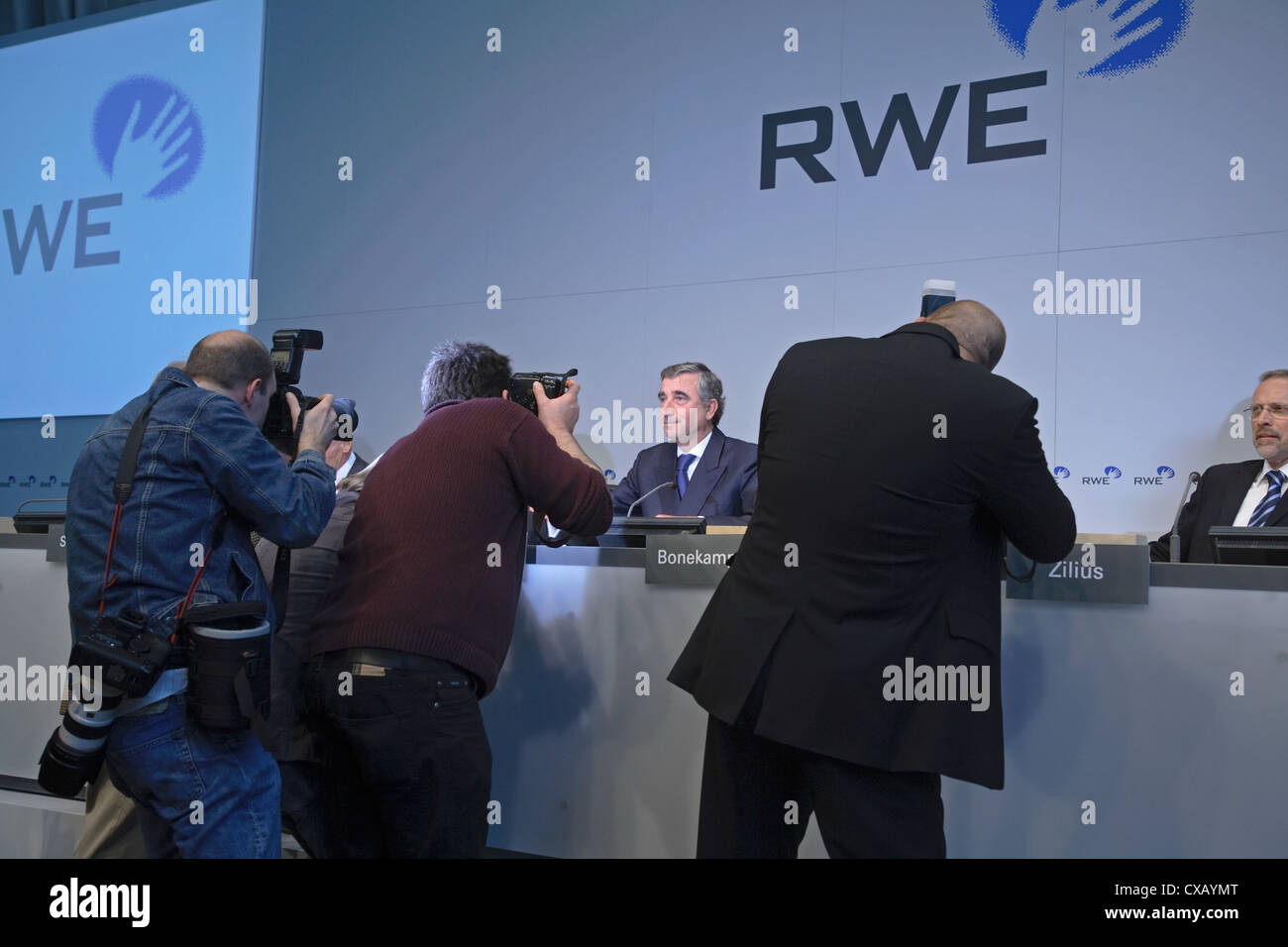 Rwe emblem -Fotos und -Bildmaterial in hoher Auflösung – Alamy