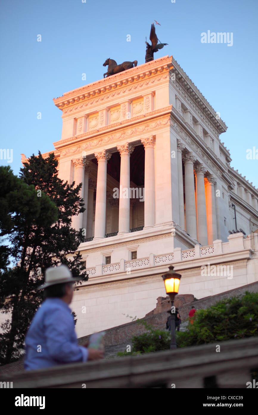 Viktor emanuel denkmal -Fotos und -Bildmaterial in hoher Auflösung – Alamy