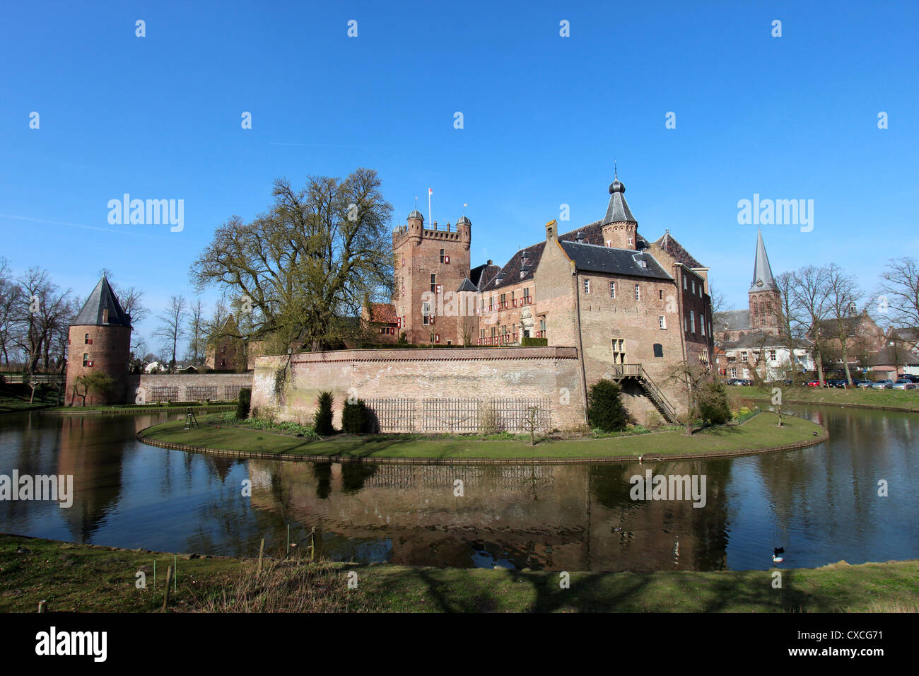 Netherlands royal castle -Fotos und -Bildmaterial in hoher Auflösung ...