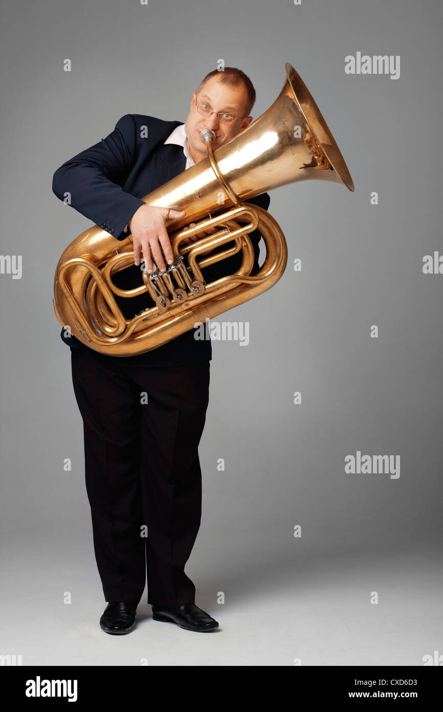 Tuba Jazz Musician Stockfotos & Tuba Jazz Musician Bilder - Alamy