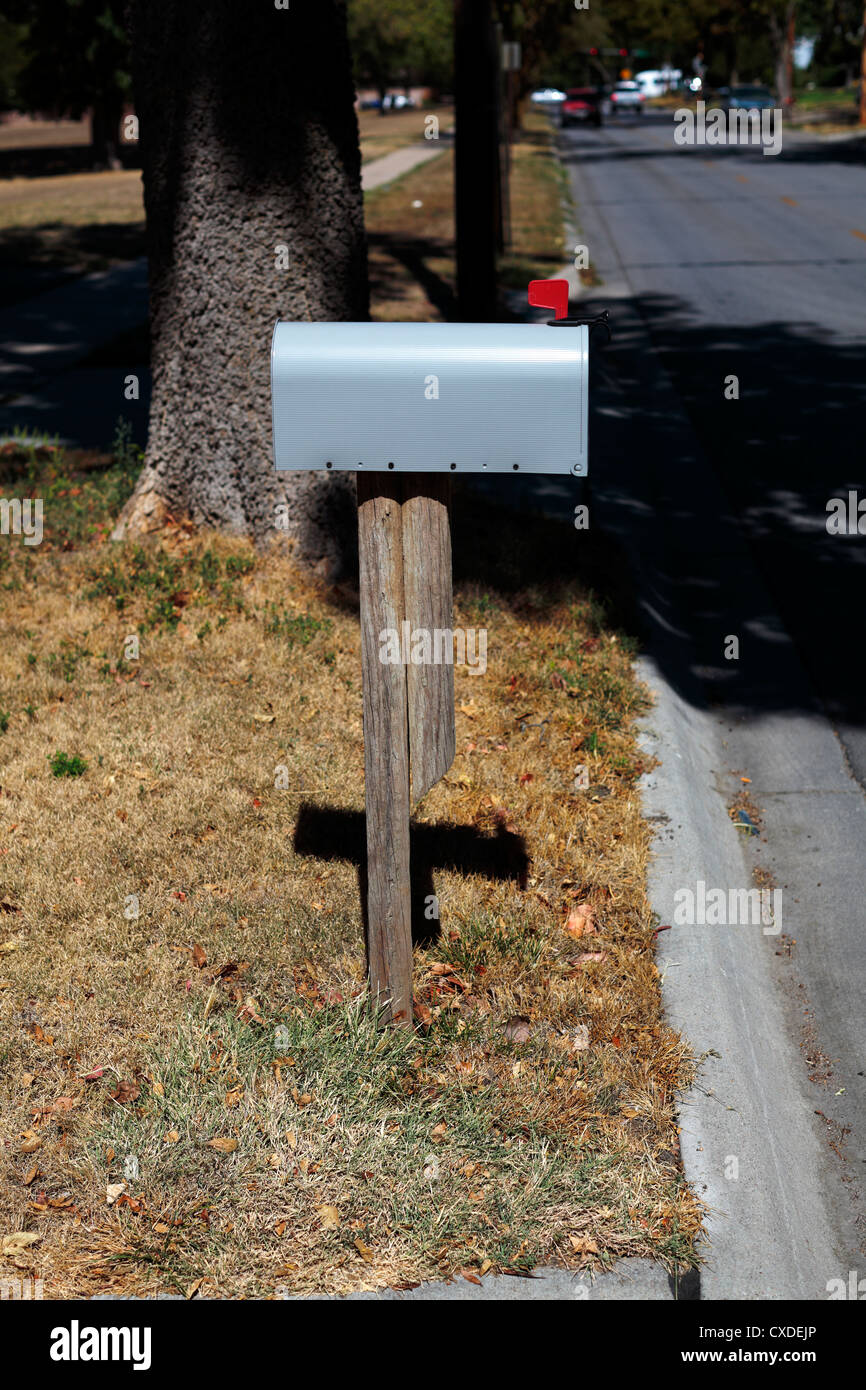 Postfach auf dem postweg -Fotos und -Bildmaterial in hoher Auflösung ...