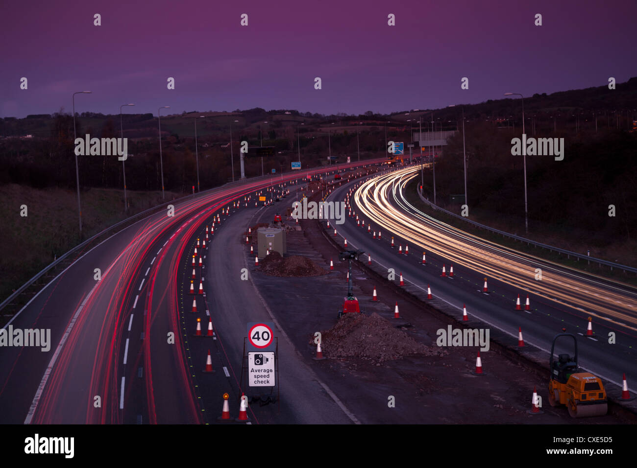 Tempolimit Autobahn Zeichen Stockfotos und -bilder Kaufen - Alamy