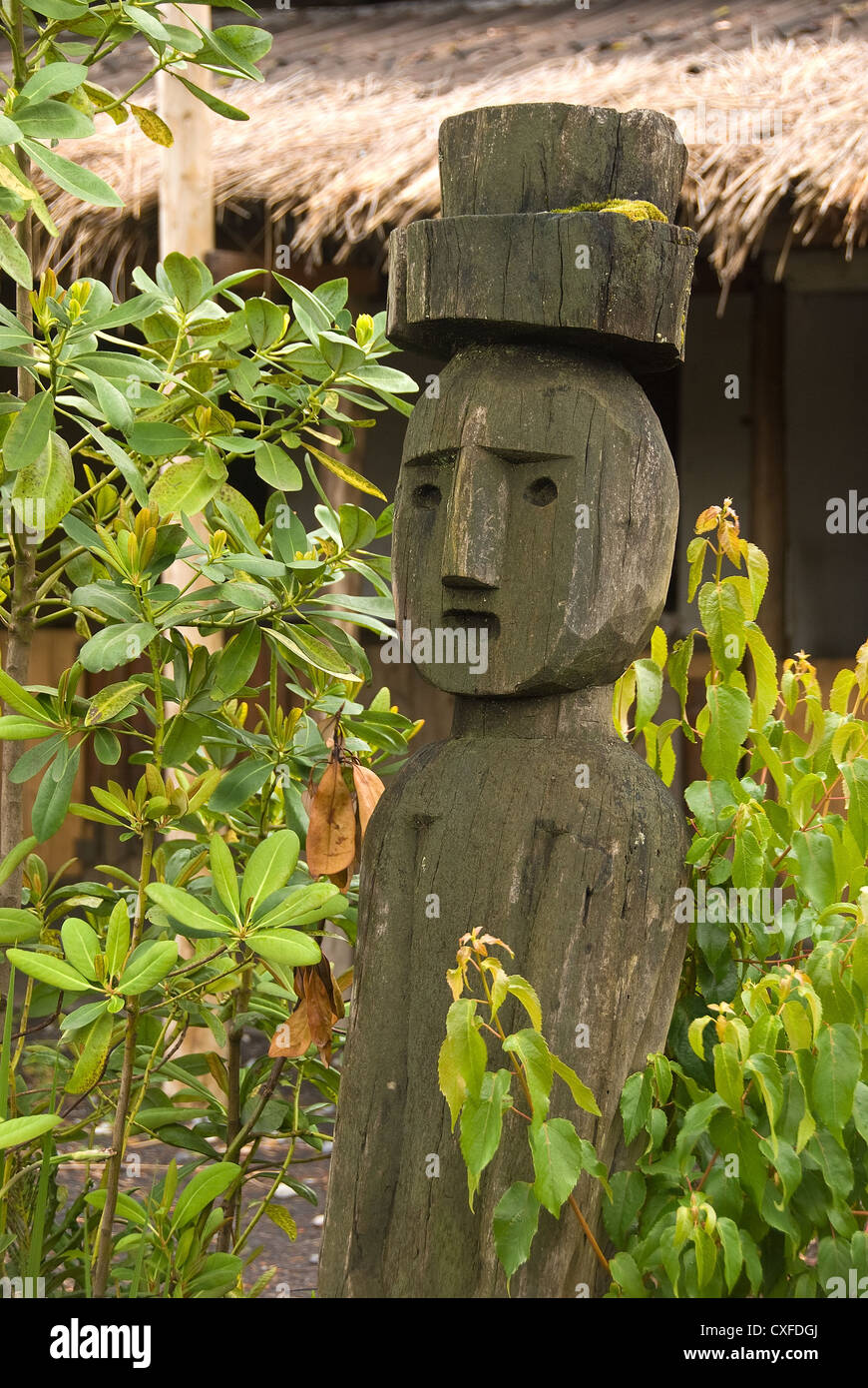 Estatua del indio mapuche -Fotos und -Bildmaterial in hoher Auflösung ...