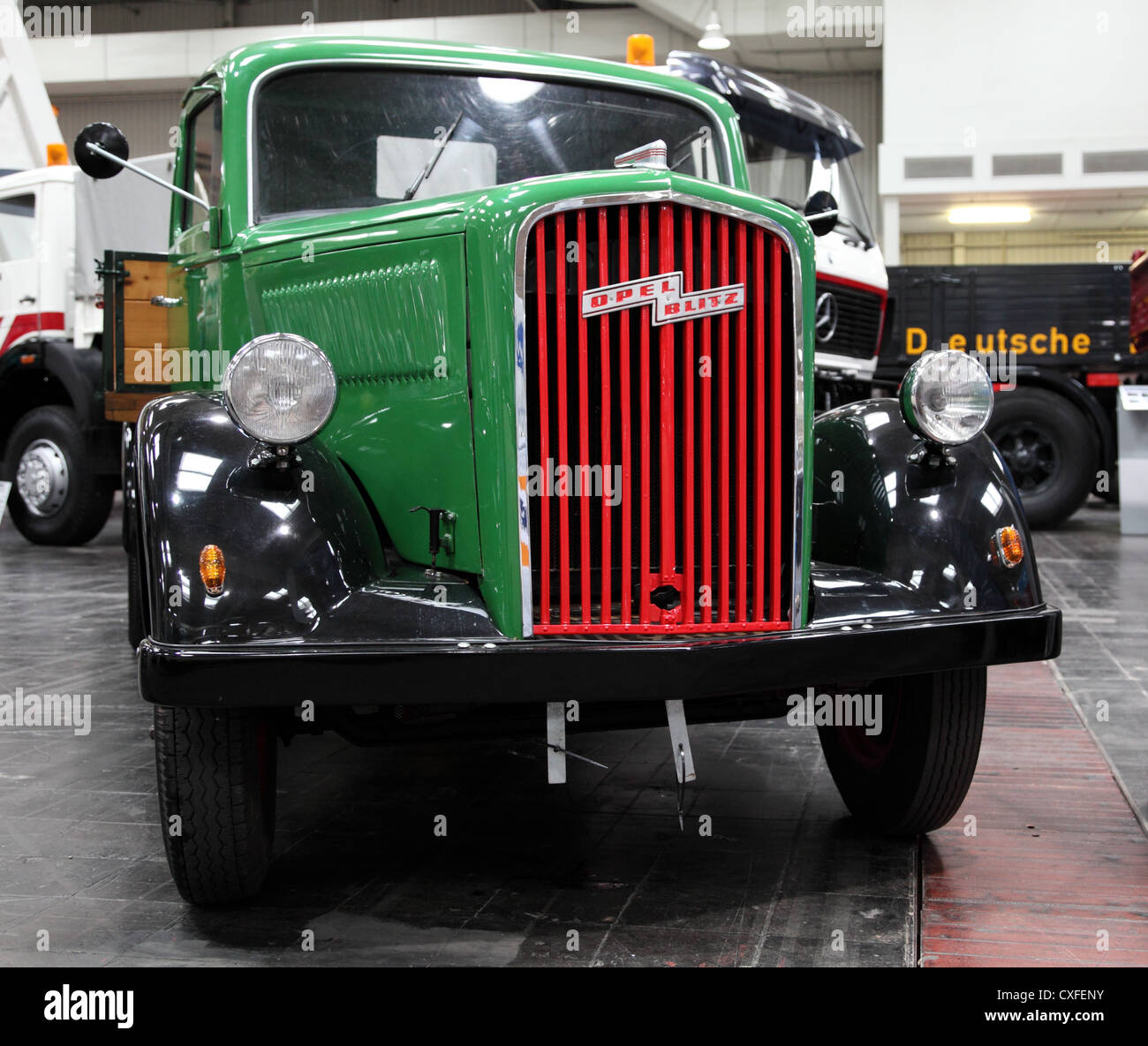 Opel Blitz Stockfotos und -bilder Kaufen - Alamy