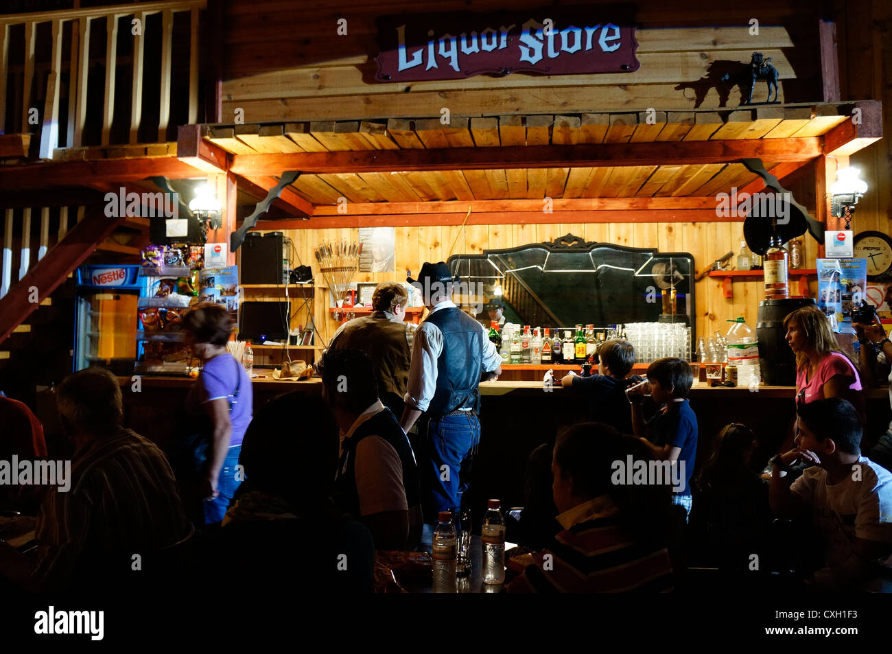 Steckbrief western -Fotos und -Bildmaterial in hoher Auflösung – Alamy