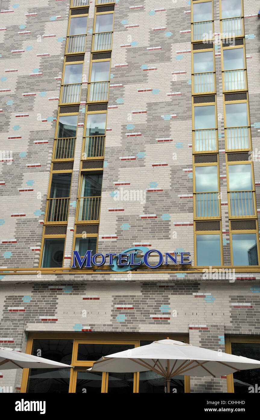 Motel one logo -Fotos und -Bildmaterial in hoher Auflösung – Alamy