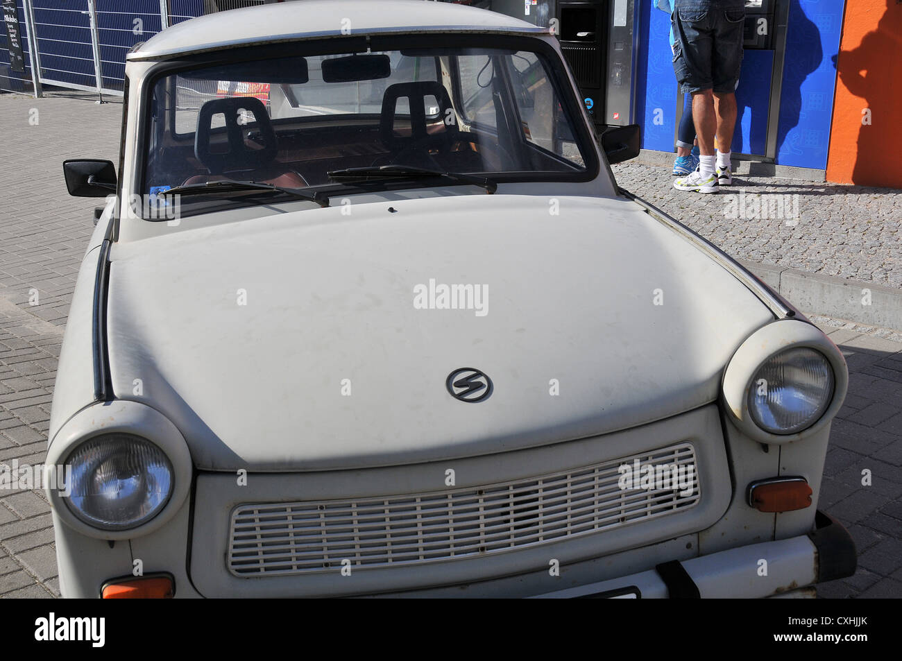 Iconic trabant auto ostdeutschland gebaut -Fotos und -Bildmaterial in ...
