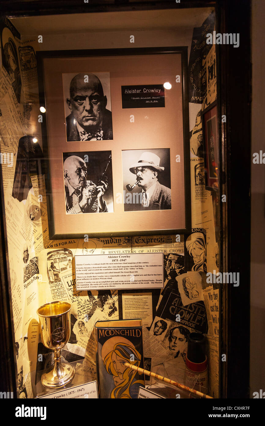 Schrein, Aleister Crowley, Edward Crowley, geboren und war auch bekannt ...