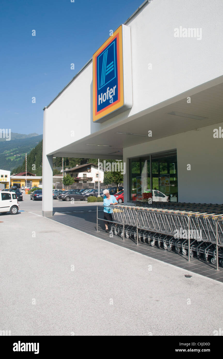 Hofer logo -Fotos und -Bildmaterial in hoher Auflösung – Alamy