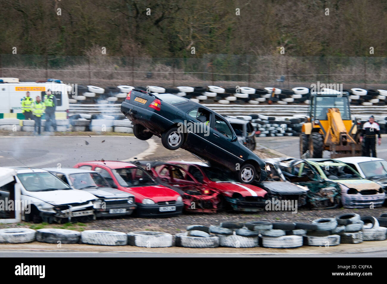 Autos springen -Fotos und -Bildmaterial in hoher Auflösung – Alamy
