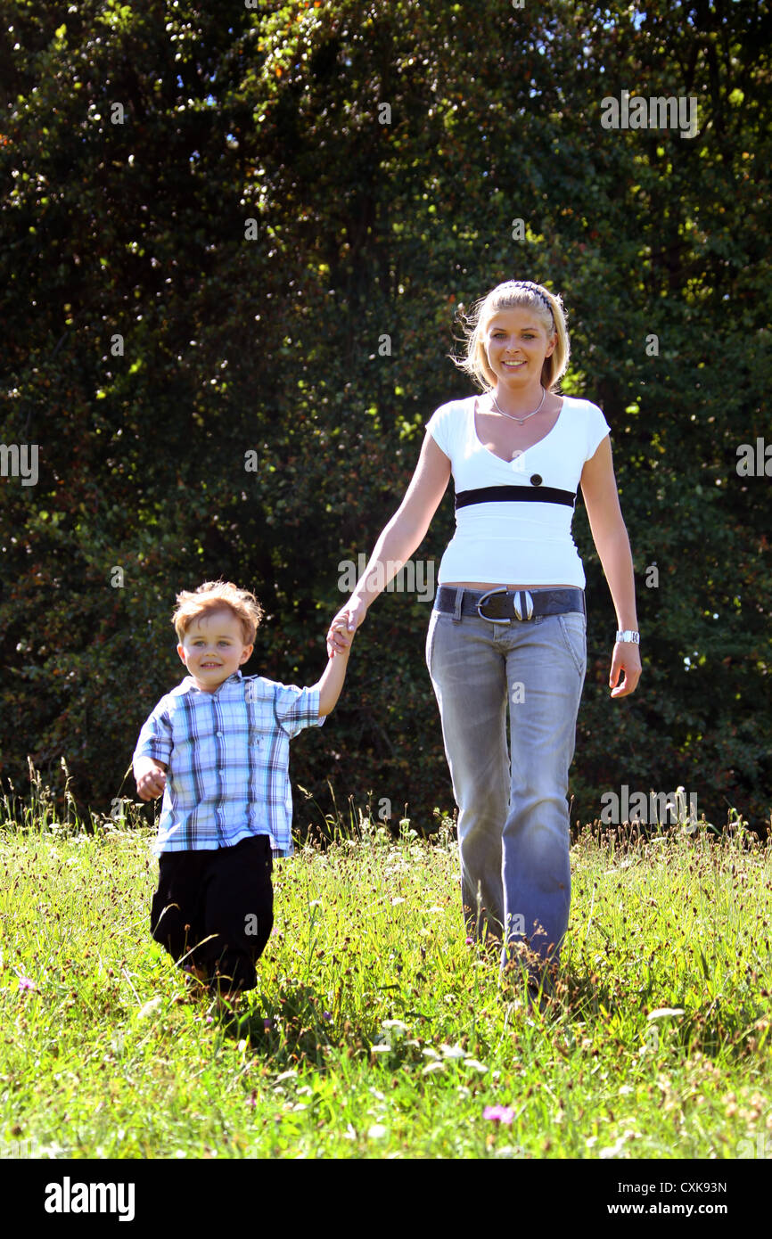 Menschliche beziegung -Fotos und -Bildmaterial in hoher Auflösung – Alamy