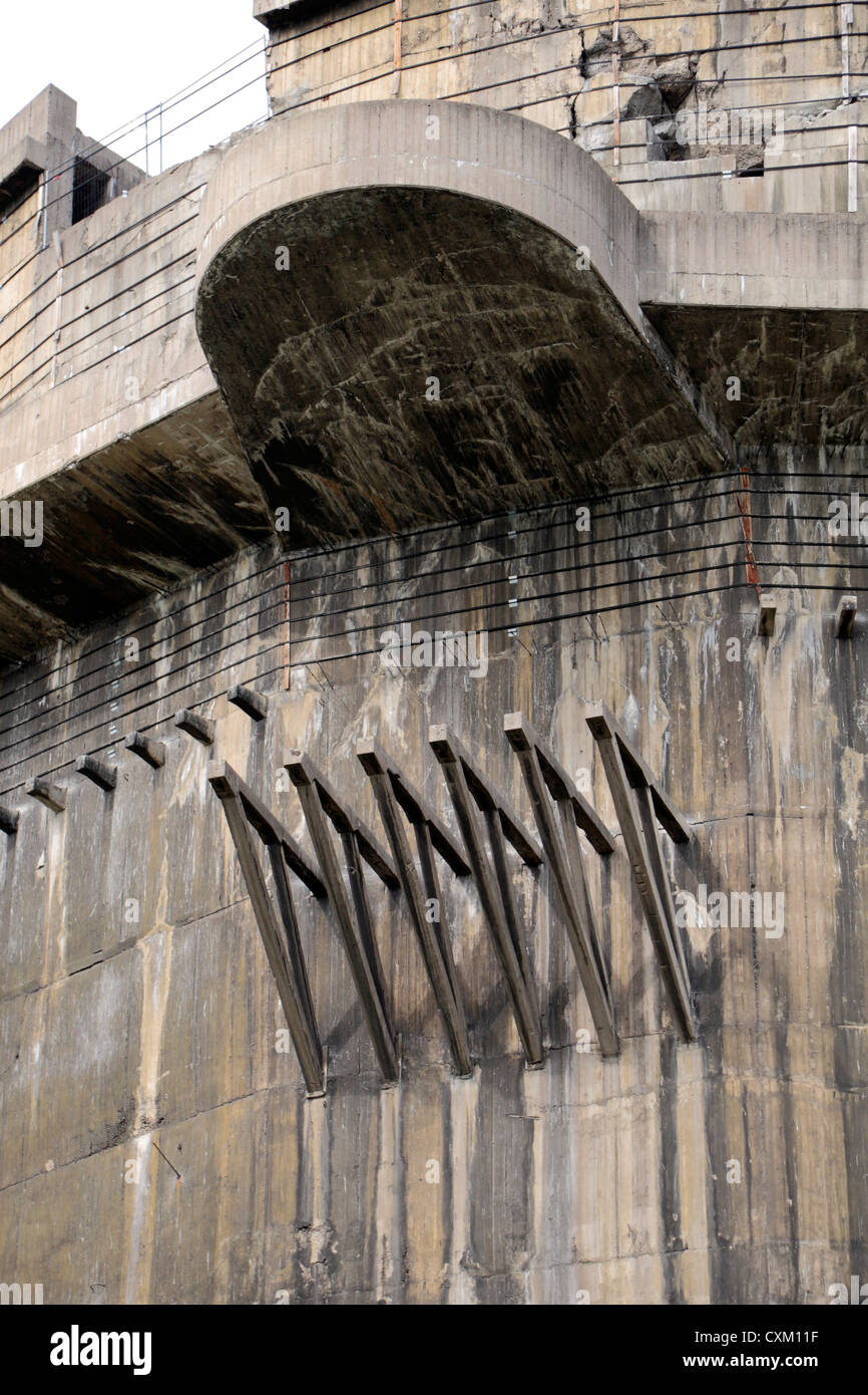 Detail der massive G-Turm German World War Two Flak Flak-Turm ...