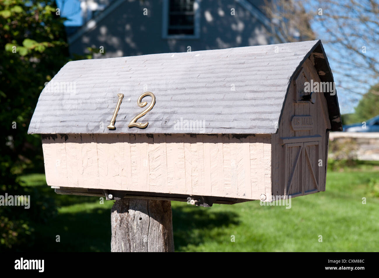 Scheune, Postfach geformt Stockfotografie - Alamy