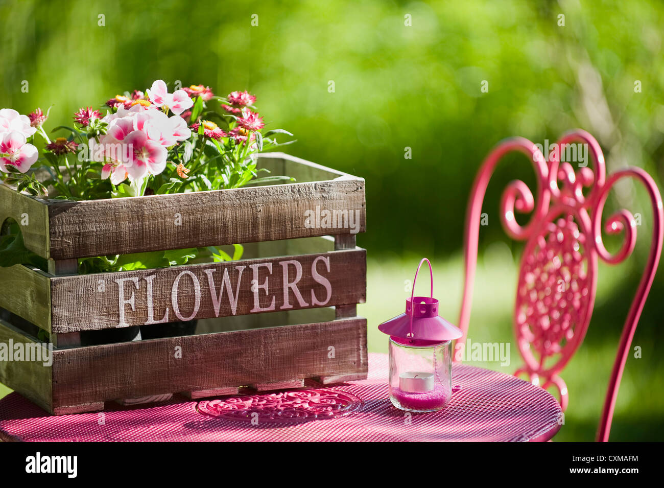 Garden idyll -Fotos und -Bildmaterial in hoher Auflösung – Alamy