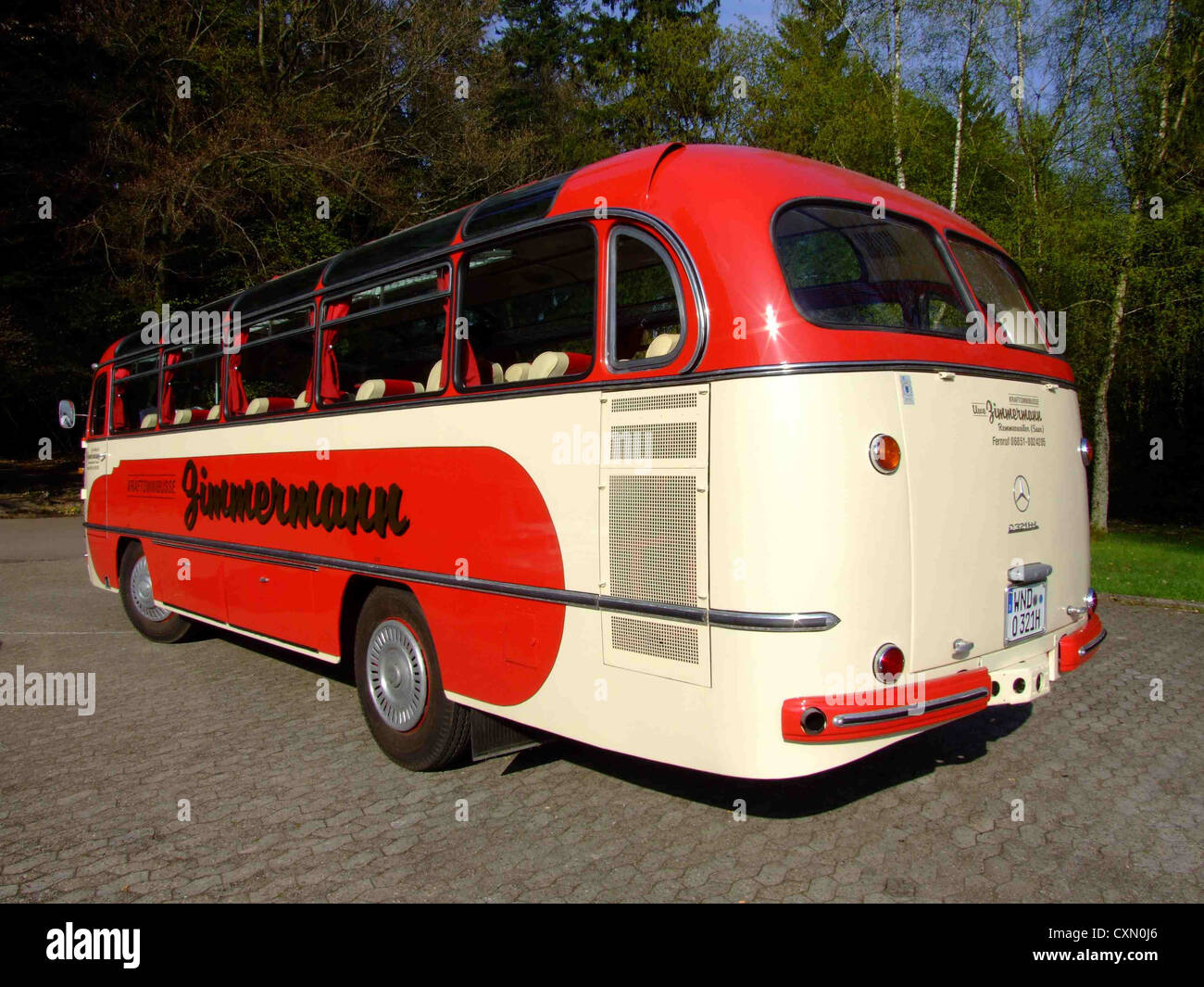 Klassischer mercedes benz klassiker -Fotos und -Bildmaterial in hoher ...