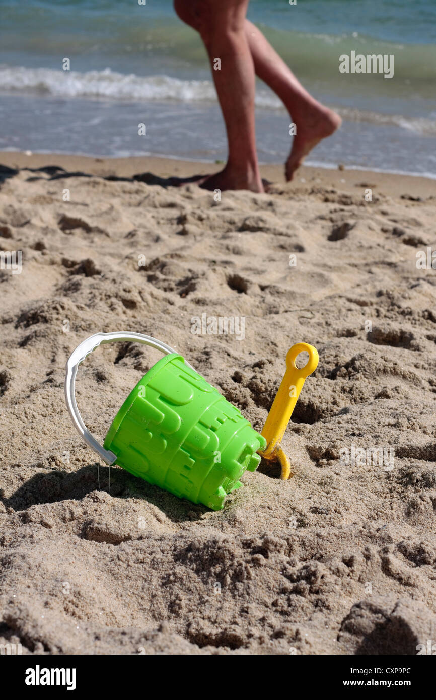 Eimer und spatenstrand -Fotos und -Bildmaterial in hoher Auflösung – Alamy