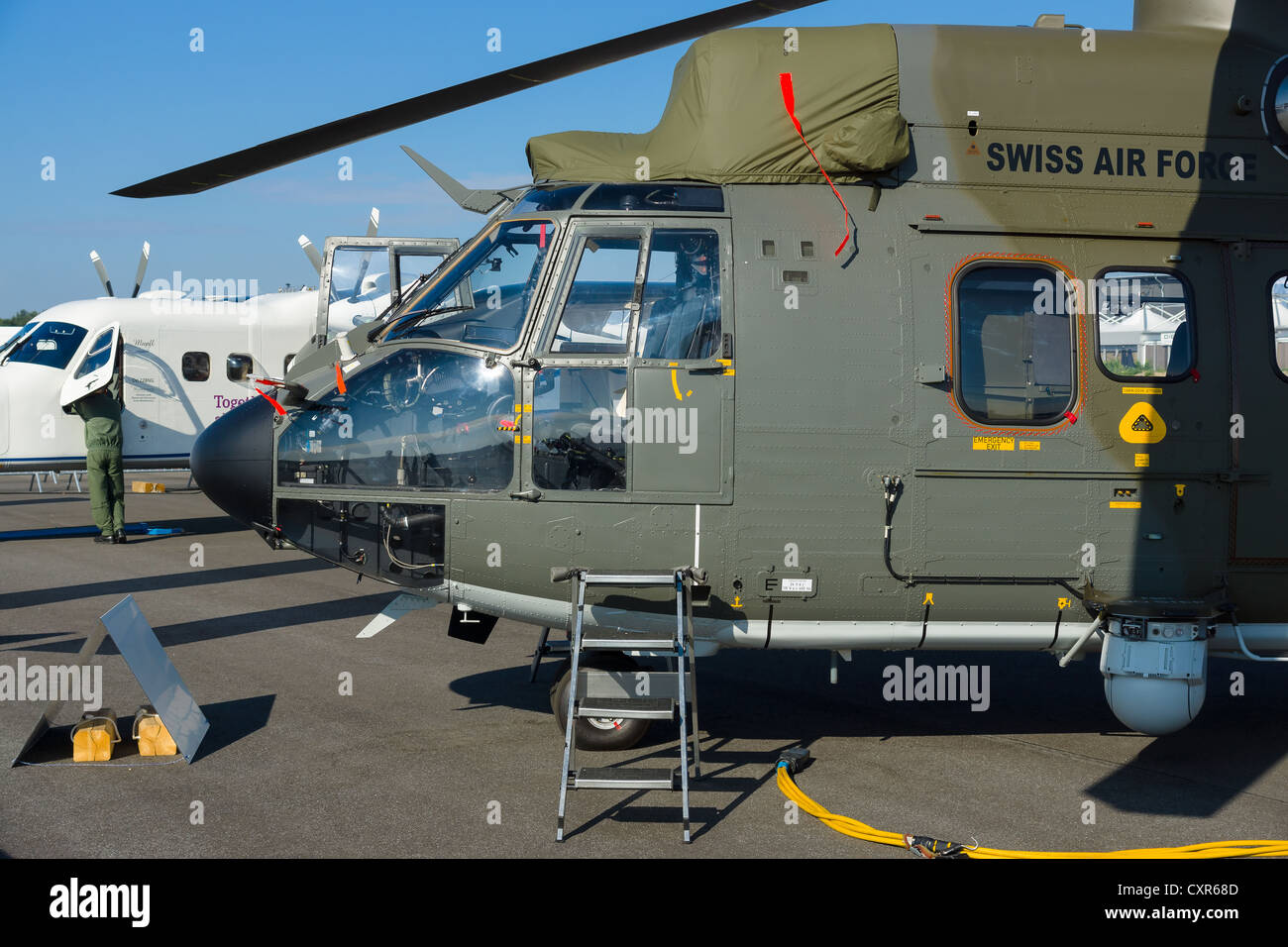 Super Puma Helikopter Der Schweizer Luftwaffe Stockfotos und -bilder ...