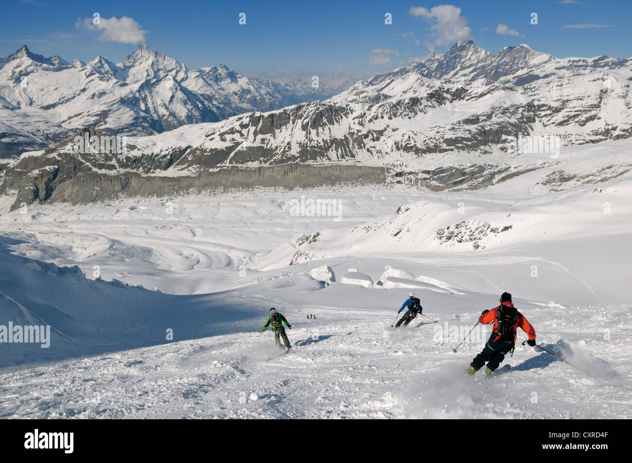 Abfahrt aus den Bergen Schwarztor, Breithorn und Matterhorn, Zermatt ...