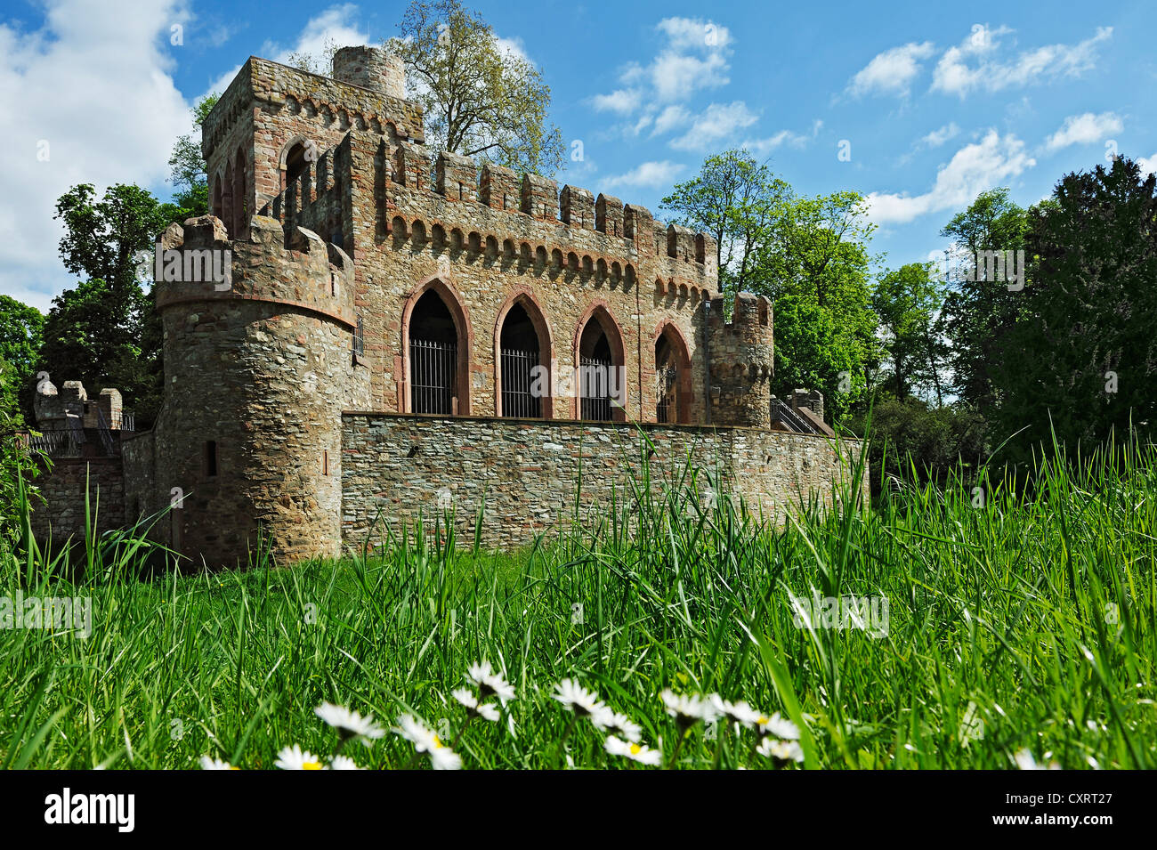 Mosburg Burg, früher bekannt als Moosburg, eine künstliche Burgruine ...