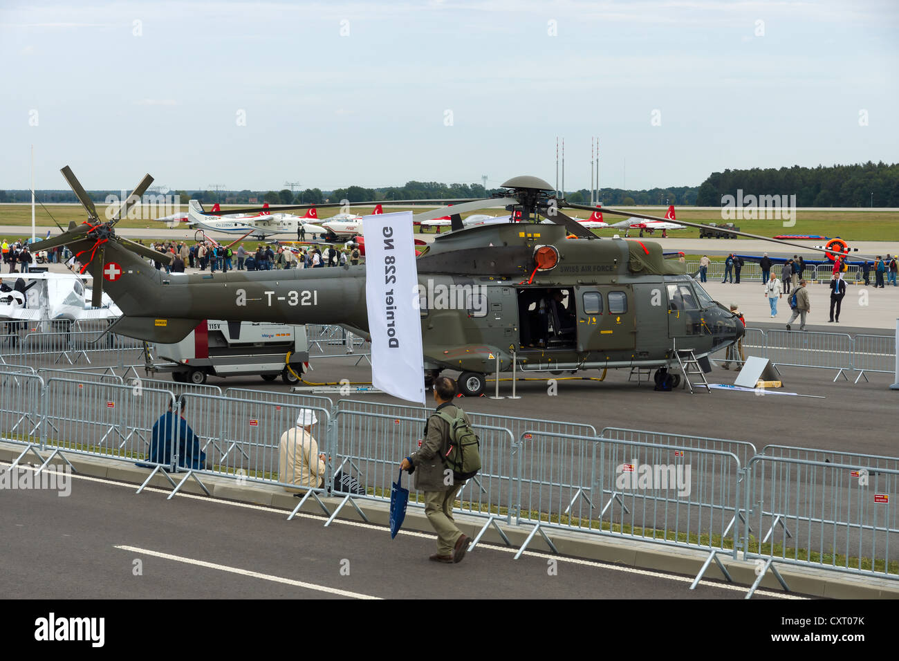 Super Puma Helikopter Der Schweizer Luftwaffe Stockfotos und -bilder ...